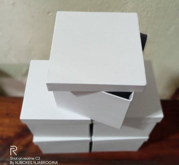 square gift Box Hard box 9x9x5 inches | Lazada PH