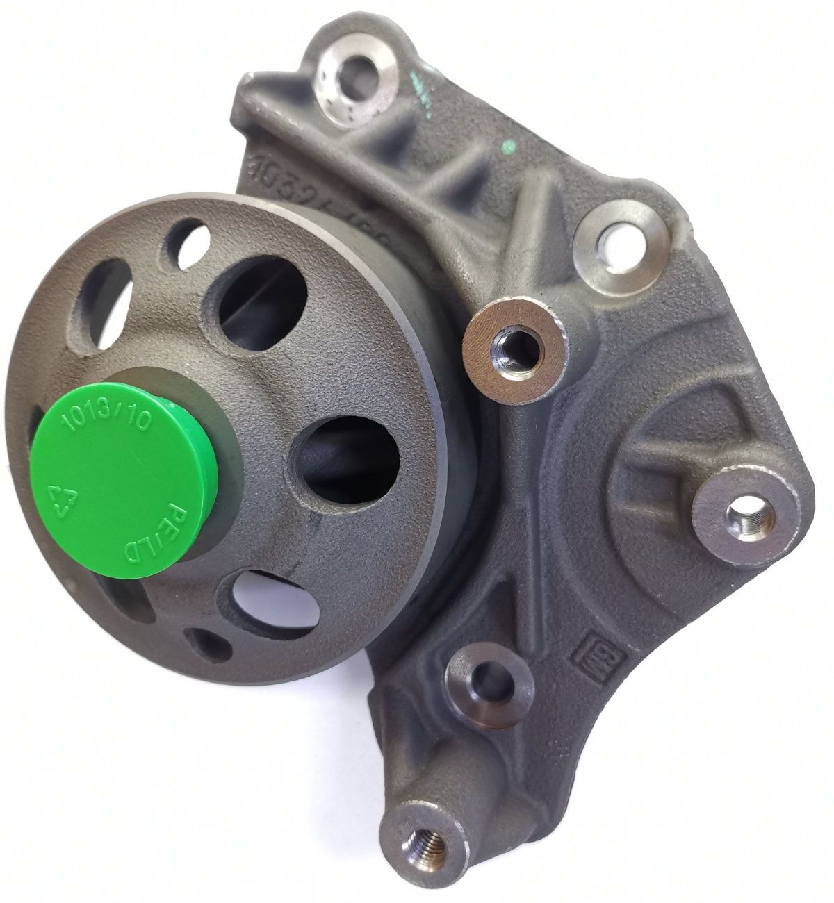 GM Engine Cooling Fan Bracket for Chevrolet Trailblazer 2013-2021 ...