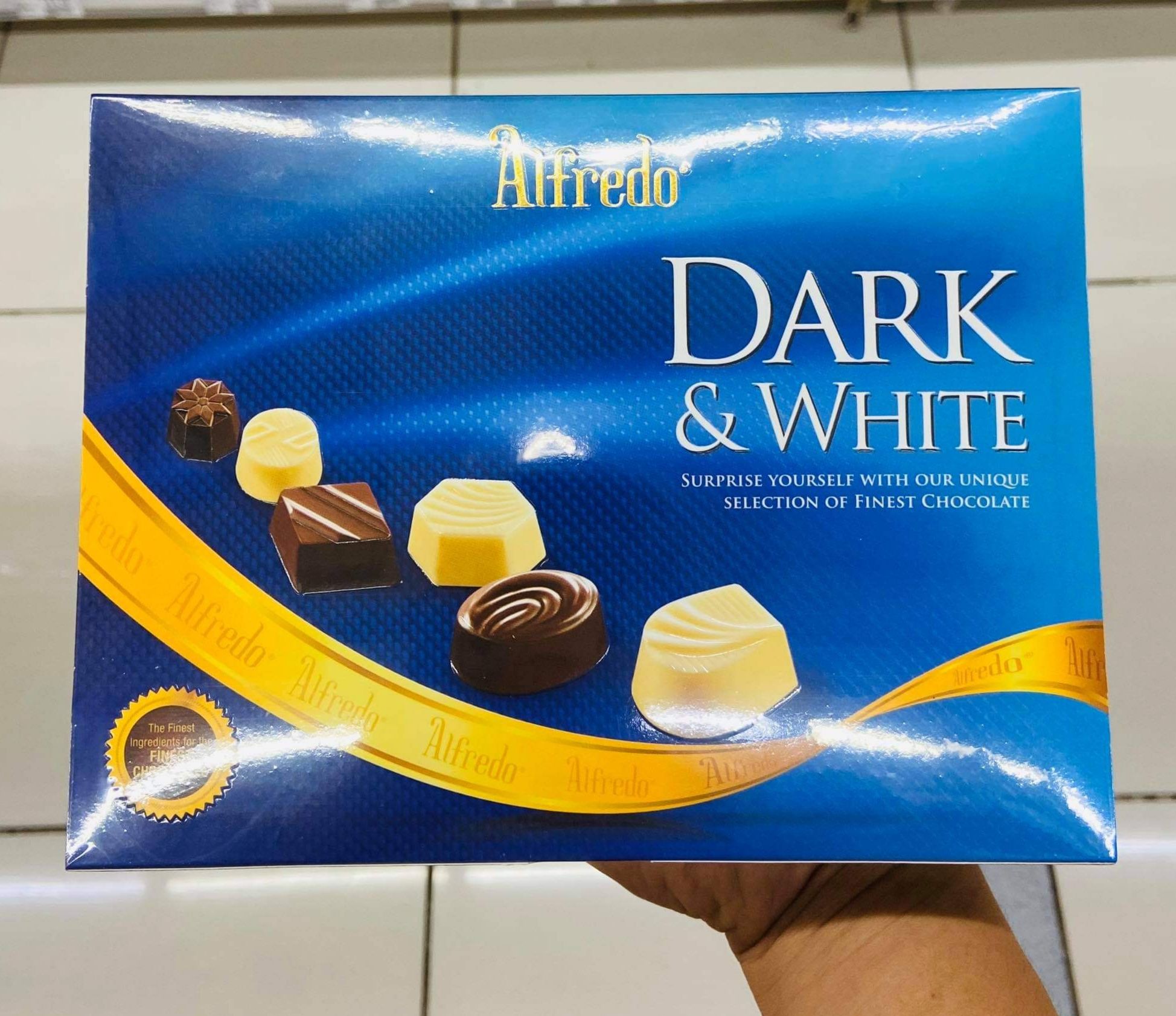 Alfredo Dark & White Finest Chocolate 110g ️ | Lazada PH
