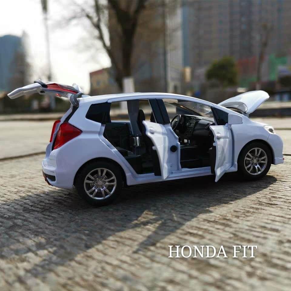【TR TOY】HONDA FIT 1:32 ALLOY DIE CAST CAR MODEL | Lazada PH