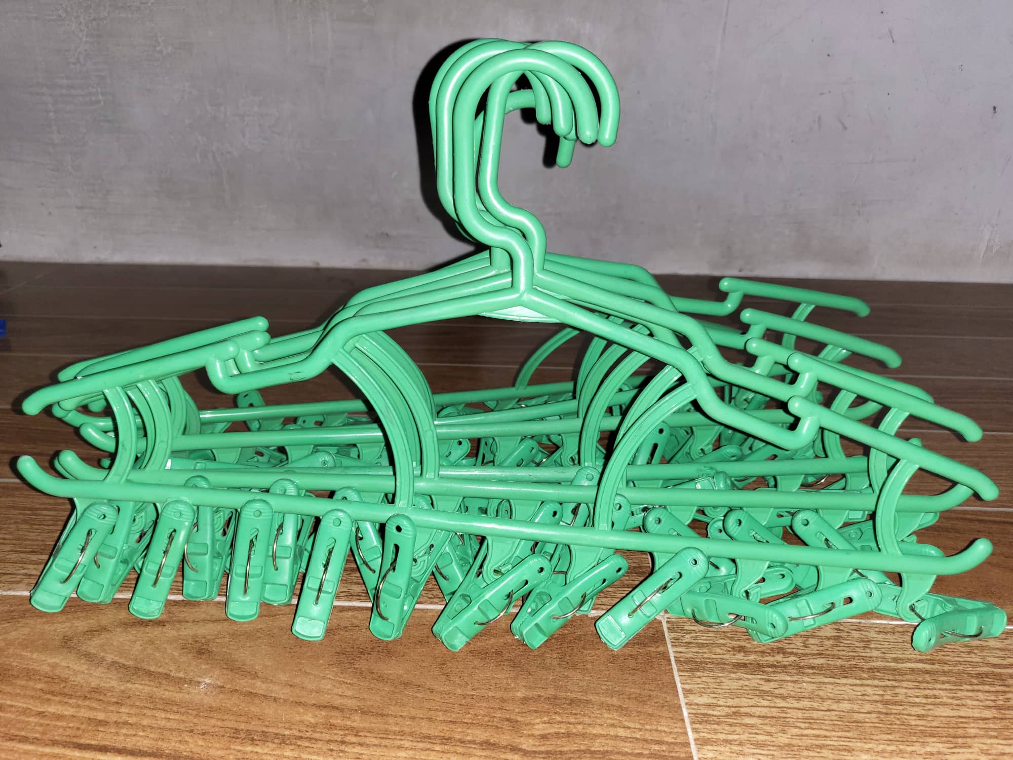 (6pcs. per order) hanger with clips (11 clips per hanger) / hanger with ...