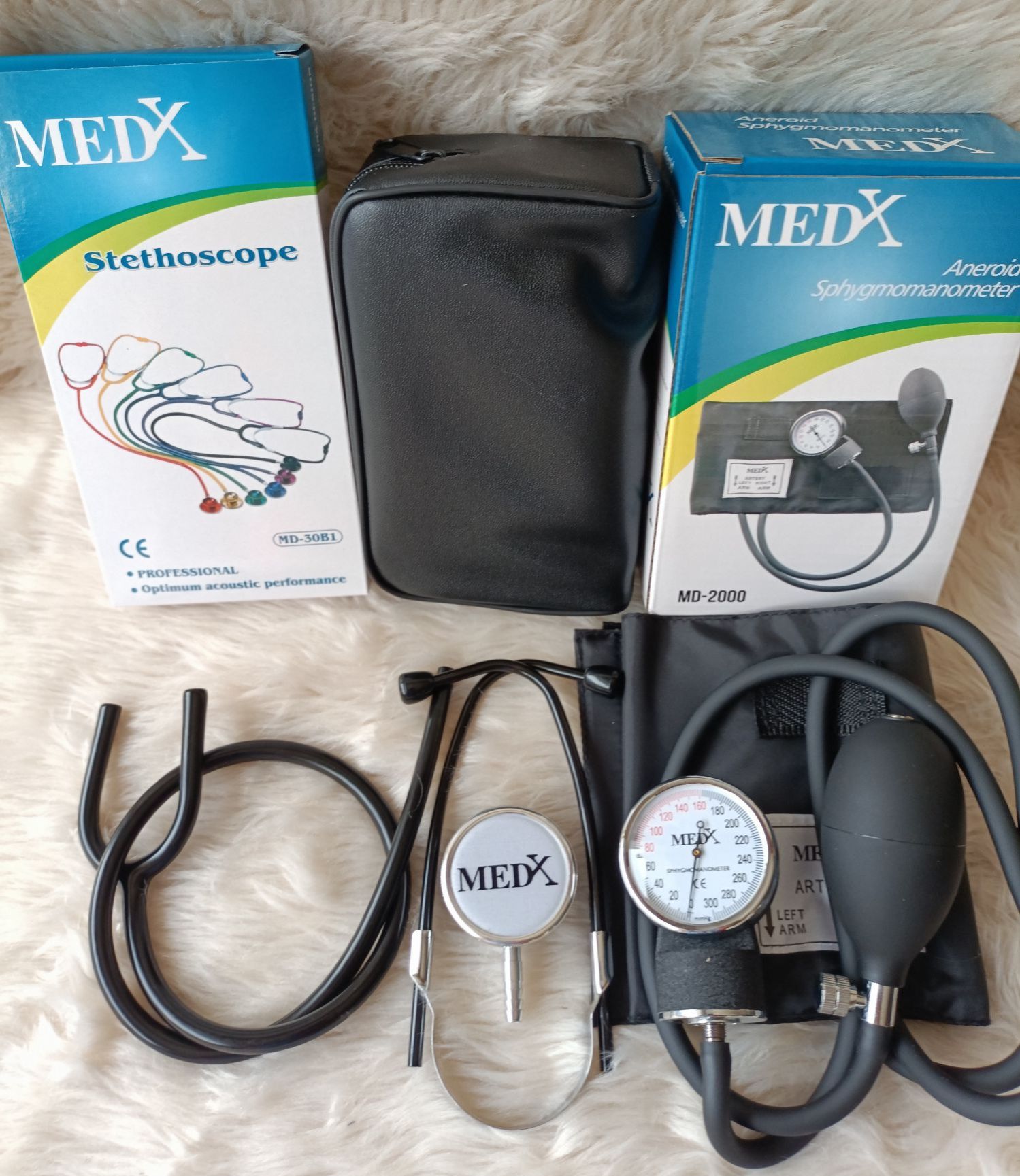 MEDX Aneroid Sphygmomanometer With Stethoscope Black | Lazada PH