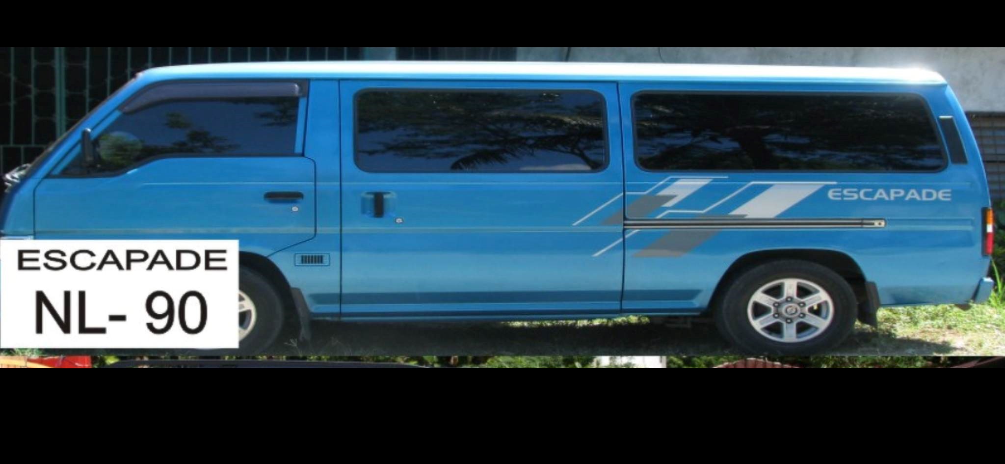 NISSAN URVAN ESCAPADE BODY STICKER/DECAL/LEFT & RIGHT/COMPLETE SET ...