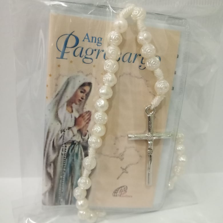 Ang Pagrosaryo | Cebuano | How to Say the Rosary (laminated) with ...