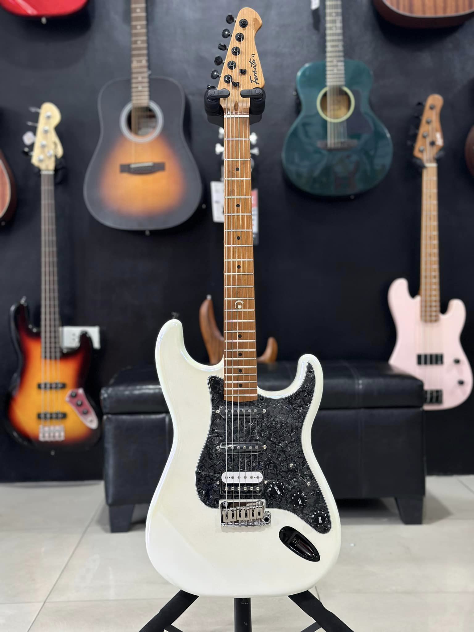 Fermata ST-1H-M Stratocaster Electric Guitar with Stainless Steel Frets ...