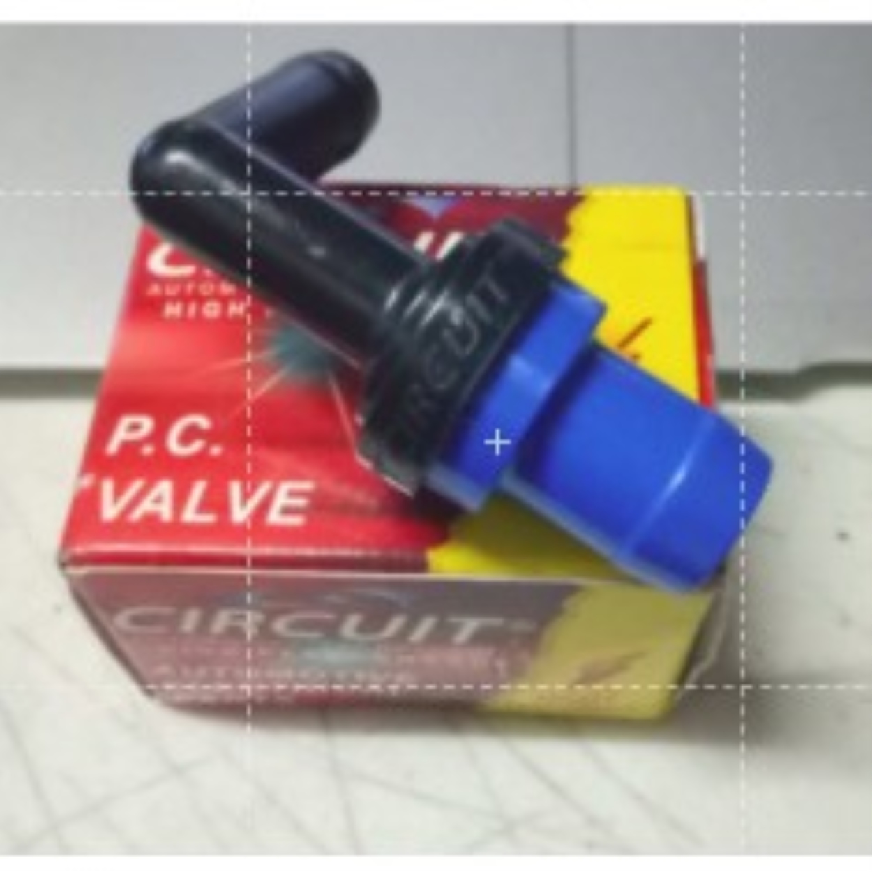 circuit 90 degree PCV Valve And Grommet Kit For Honda / Toyota PC valve ...