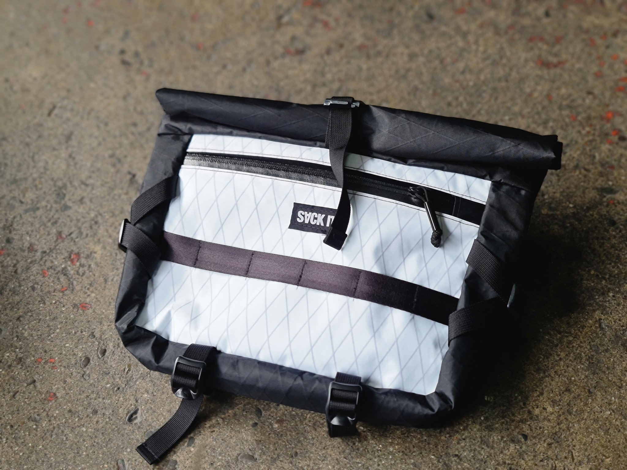 BMX Cycle Center, Sack it Brand, Bag Hip Pack Roll, Xpac VX21 Fabric ...