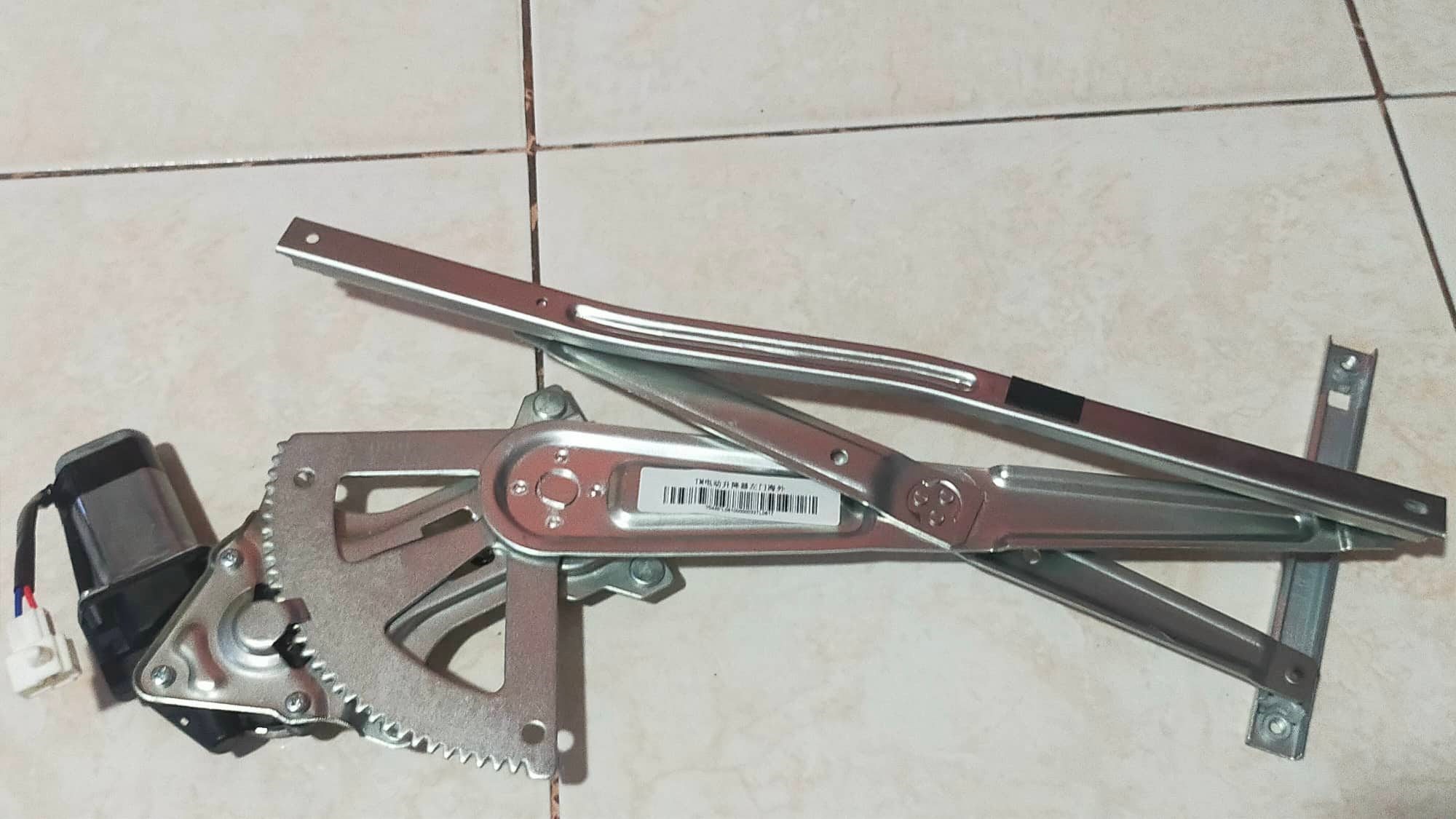 LEFT FRONT DOOR POWER WINDOW LIFTER ASSY FOTON GRATOUR TM ORIGINAL ...