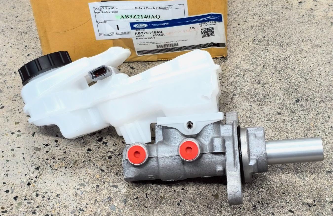 Ford Brake Master Cylinder for Ford Ranger A/T 2.2L / 3.2L XLT PN ...