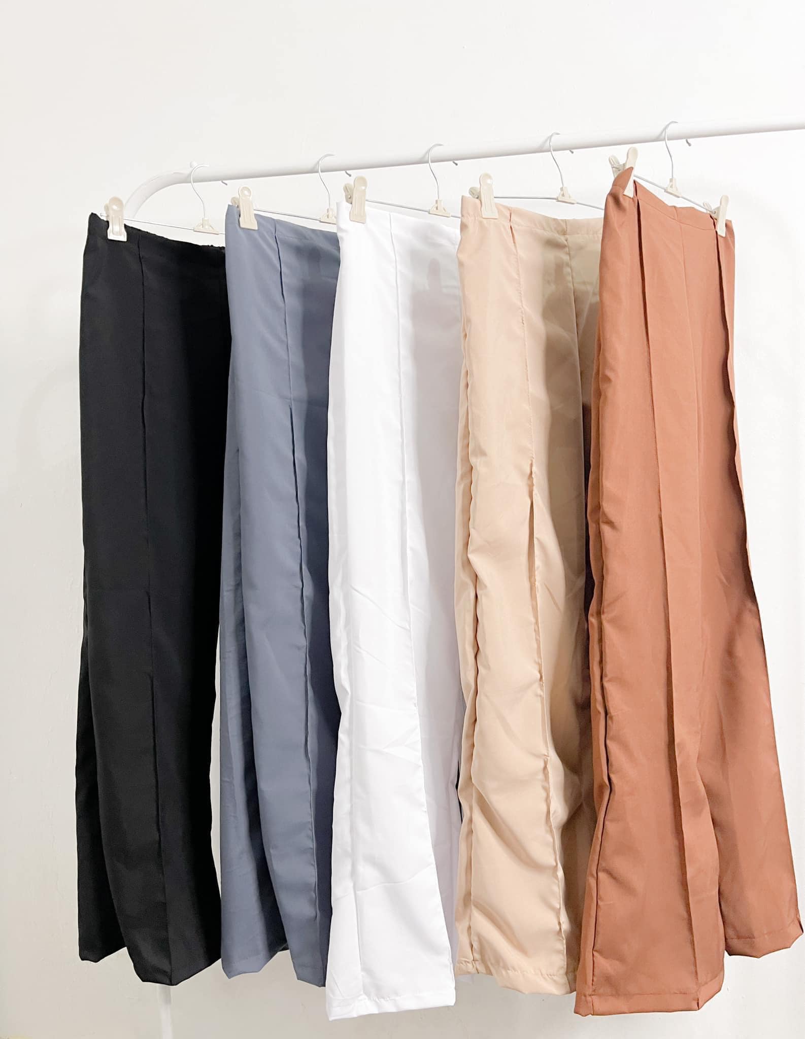 SHEIN TROUSER PANTS Size: Free size Fabric: special fabric, with ...