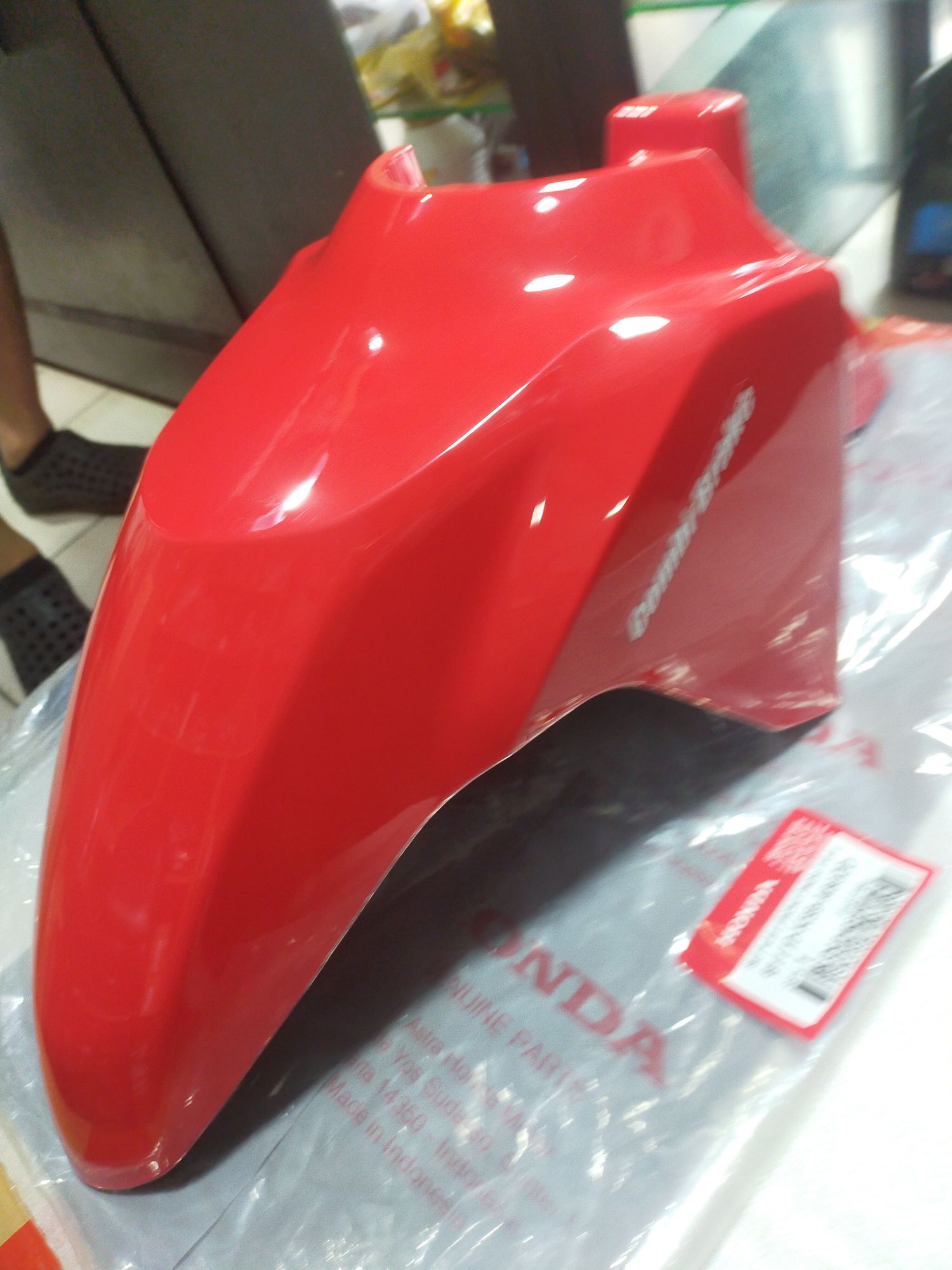 HONDA CLICK 125 V2 FRONT FENDER GLOSSY RED 61110K59A80ZD | Lazada PH