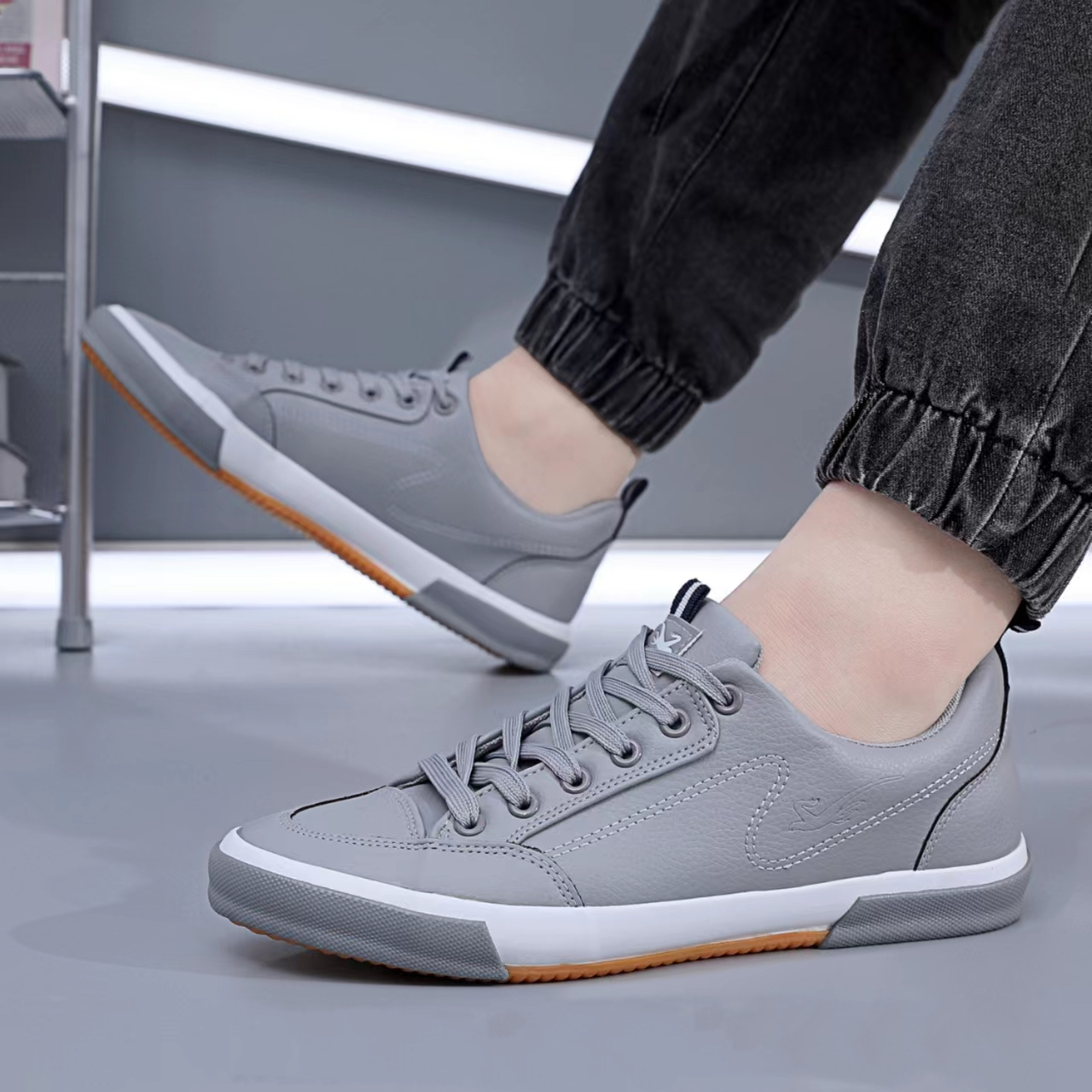 Venceway Men Shoes Sneakers Fashion Korean Vulcanized Leather Men Shoes ...