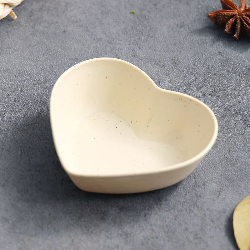 【Japanese Style】Love Shaped Small Plates Seasoning Dishes Vinegar Dish ...
