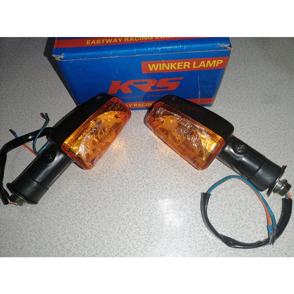 SIGNAL LIGHT ASSY SET / 2 PCS - HONDA TMX SUPREMO | Lazada PH