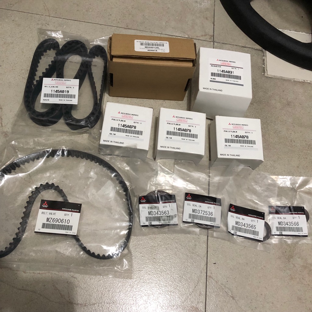 GENUINE/ORIGINAL MITSUBISHI MONTERO 2008-2015 (GEN 2 )TIMING BELT ...