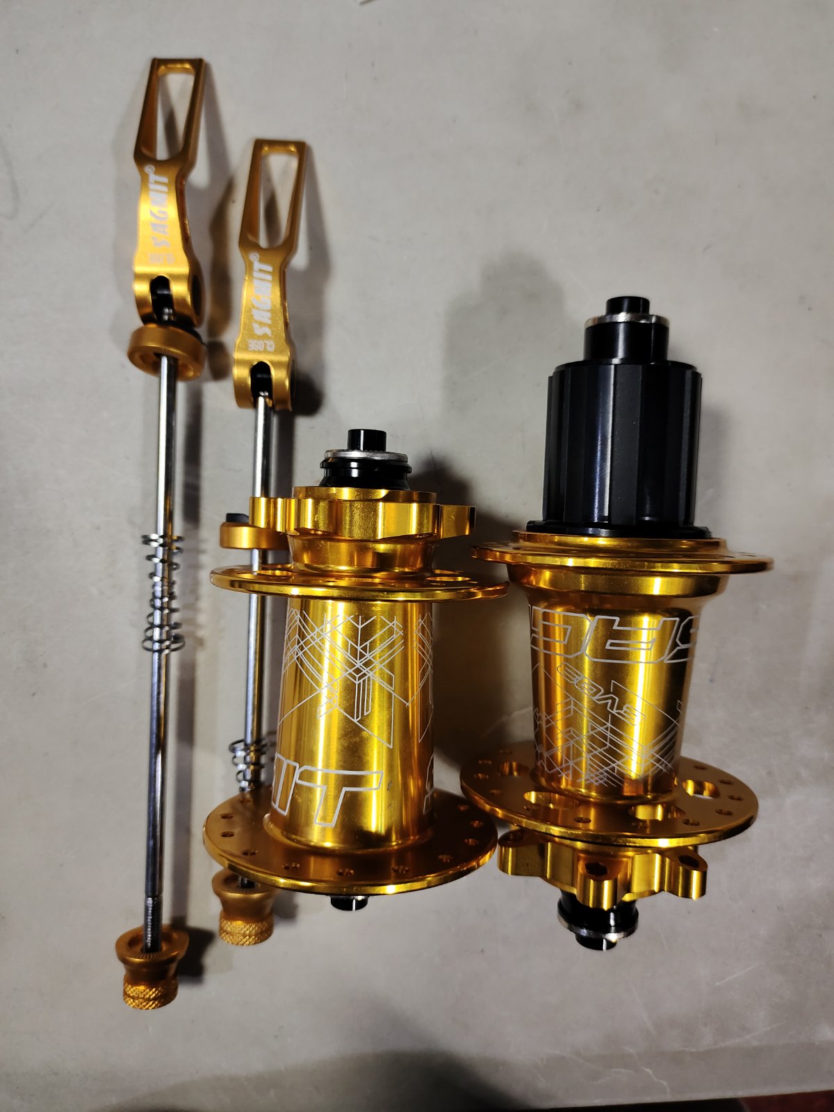 SAGMIT EVO 3 HUBS | Lazada PH