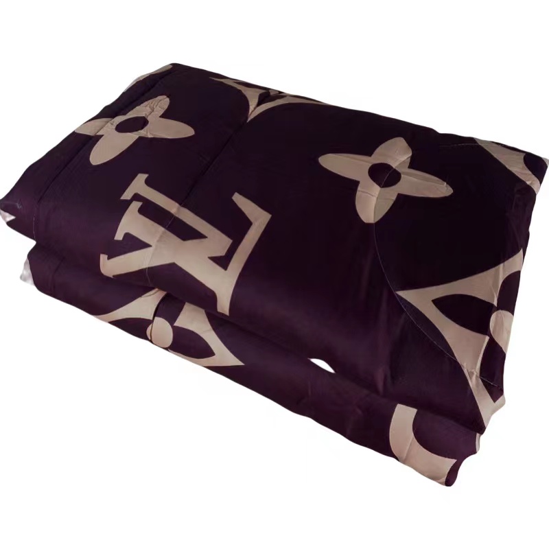 Comforter Premiue Quality 100% US Cotton LV Design With Free Comforter ...