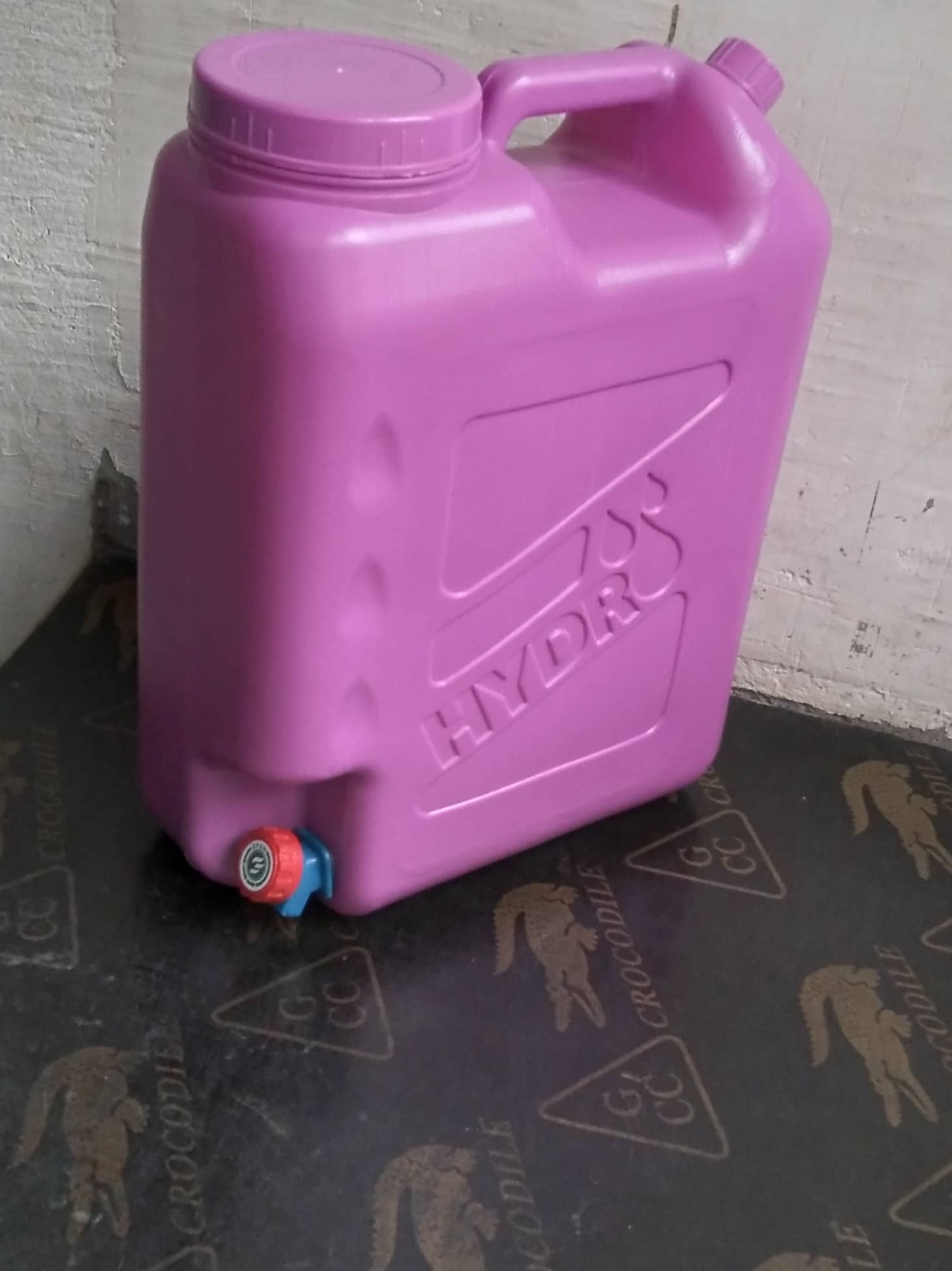 Colored Slim Type Water Container / Mineral Water Container (5 gallon ...