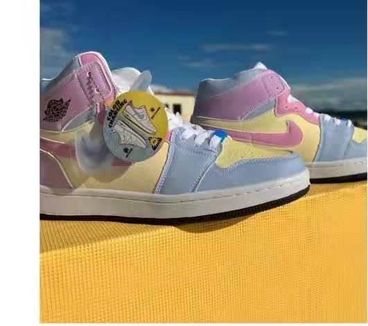 Fashion 1 UV Reactive color changing rubber shoes for unisex design ...