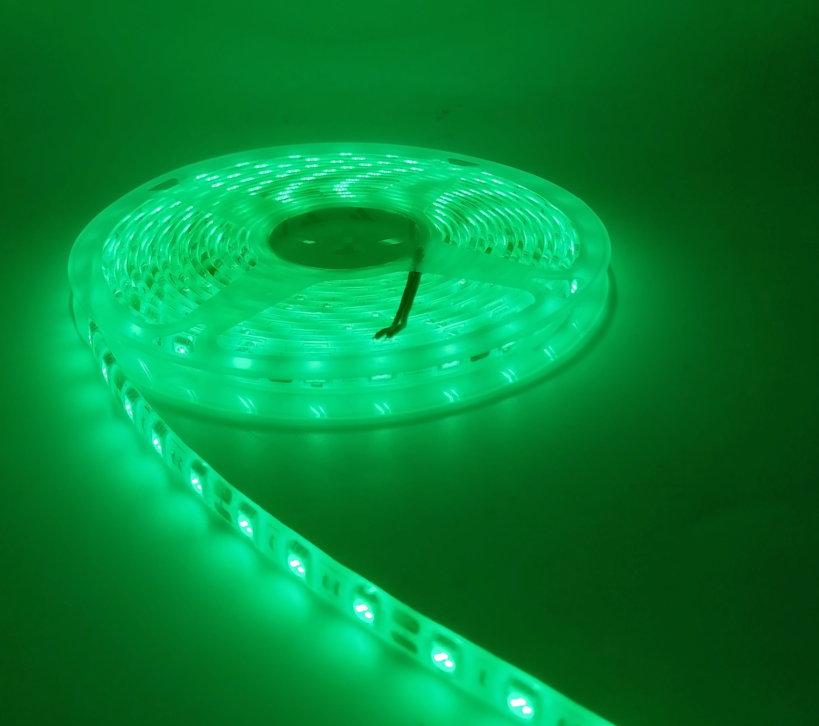 LED STRIP LIGHT 5 meter 5050 SMD 300 LEDs IP65 Waterproof LED strip 12V ...