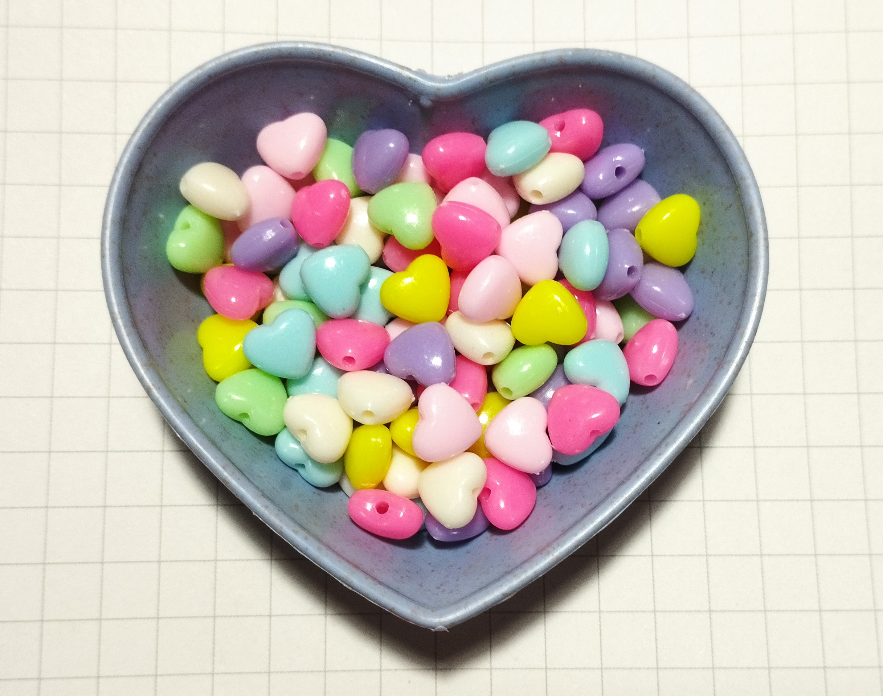 100 pcs Mini Heart Beads (Assorted Colors) | Lazada PH