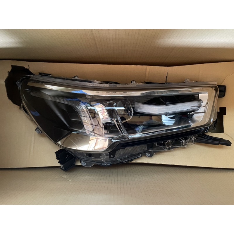 Toyota Hilux Conquest 2020-2021 Genuine Headlight With DRL | Lazada PH