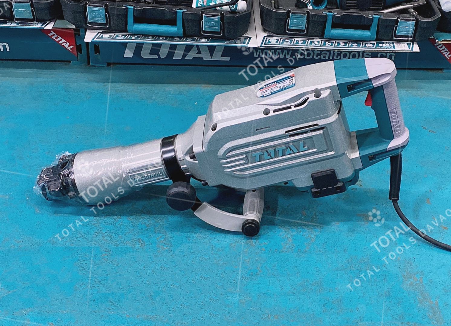 TOTAL demolition breaker 1700w industrial supply TH215456 | Lazada PH