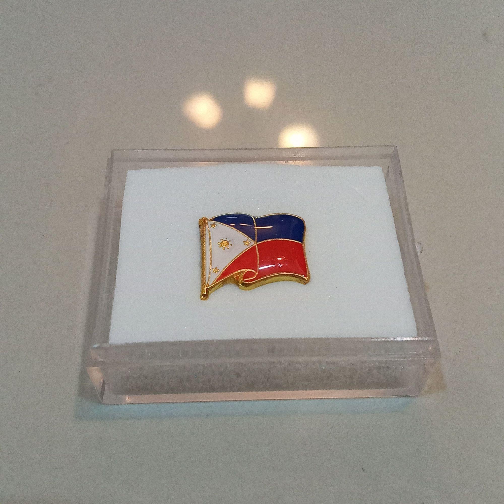 Philippine Flag Collar Pin with Acrylic Case | Lazada PH