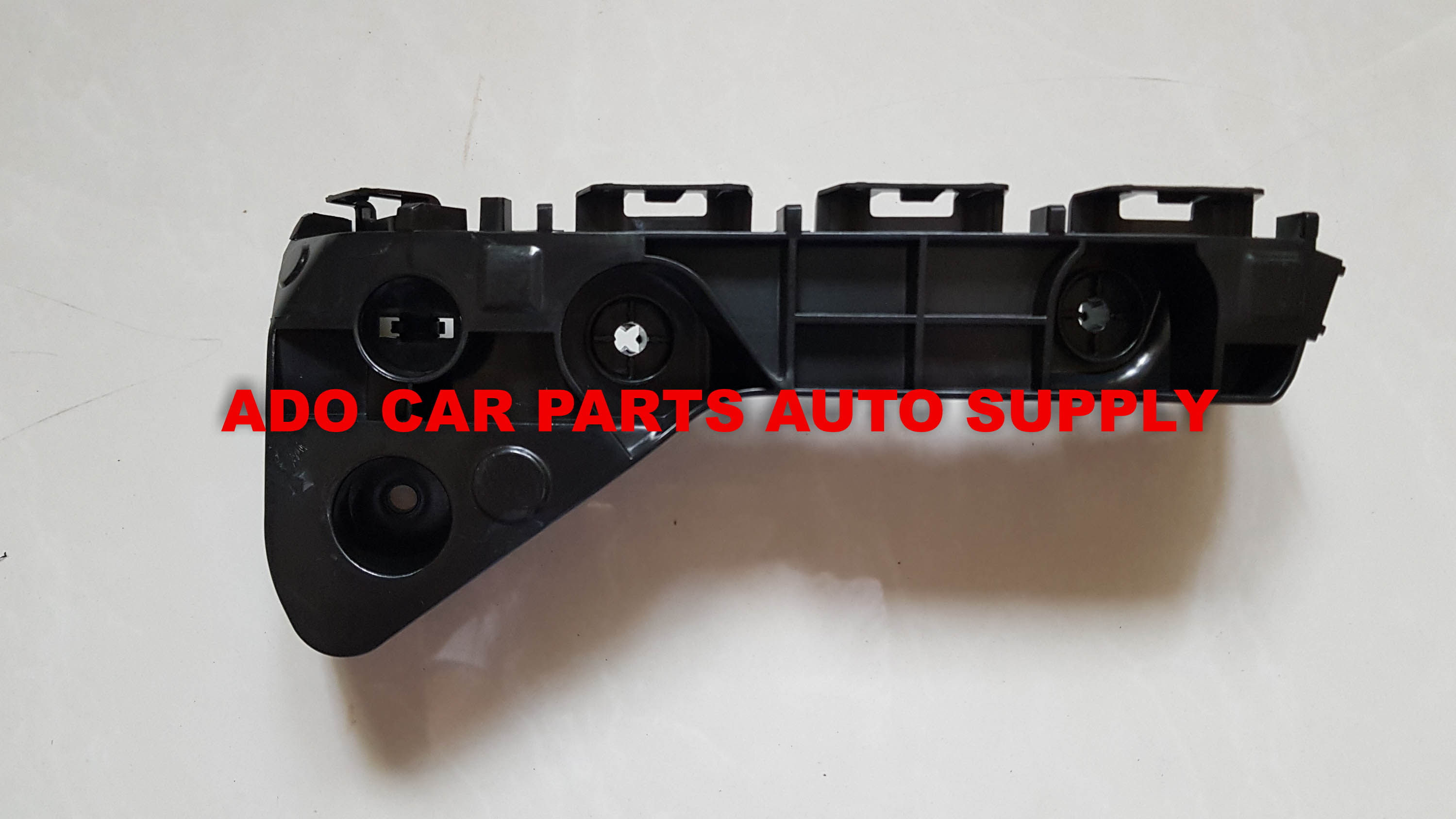Toyota Hilux 2020 - Front Bumper Bracket Retainer Support Left Side ...