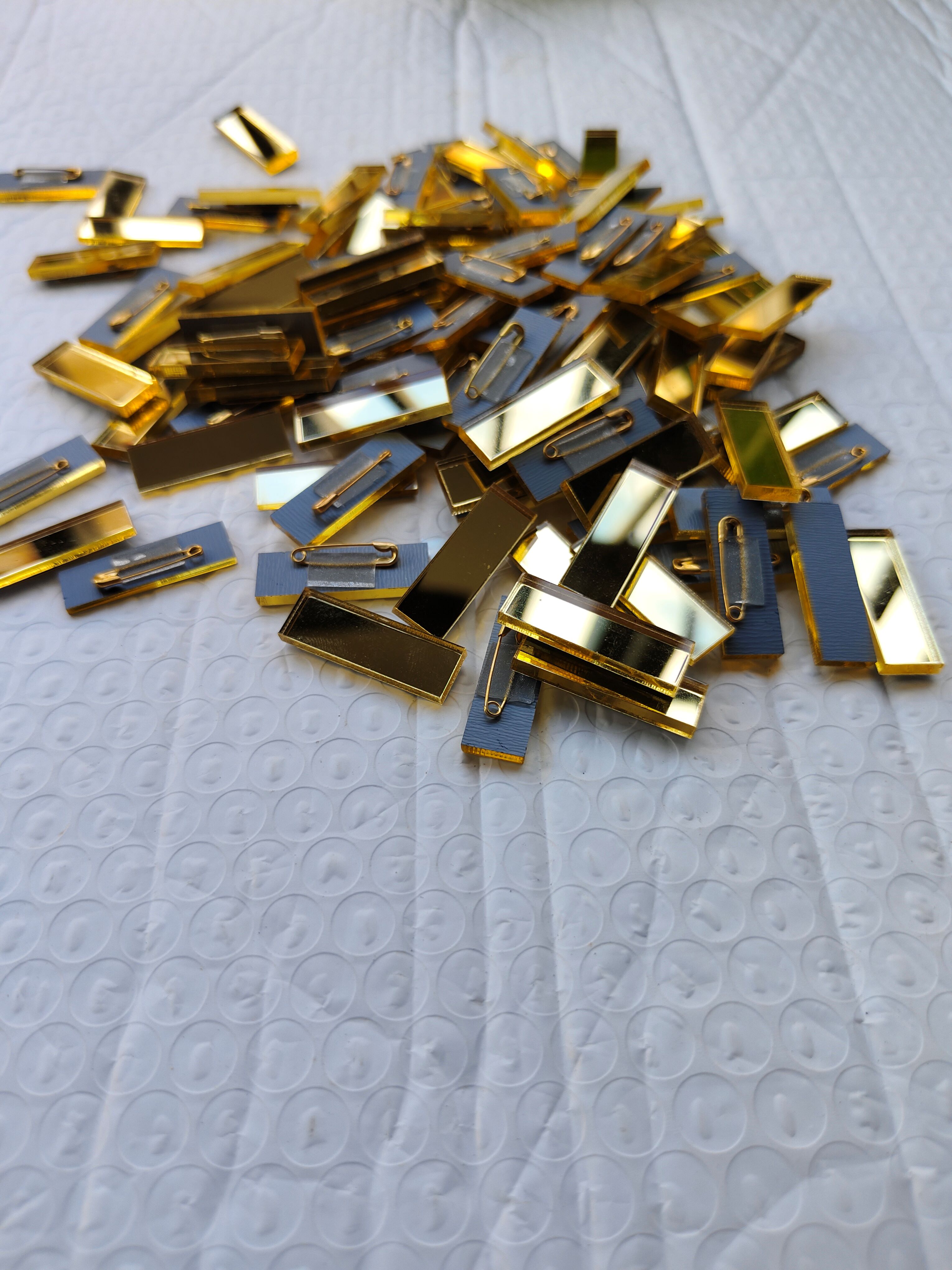 100pc gold Pins / Mourning gold Pin (Babang Luksa) Black Badge - For ...