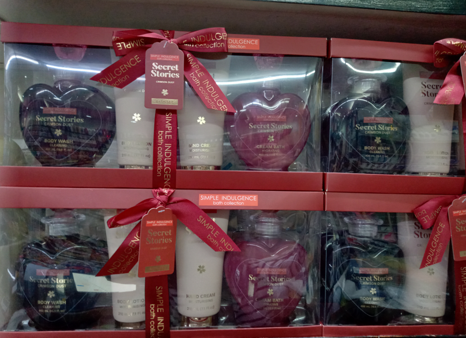 SIMPLE INDULGENCE BATH COLLECTION SECRET STORIES CRIMSON DUST | Lazada PH