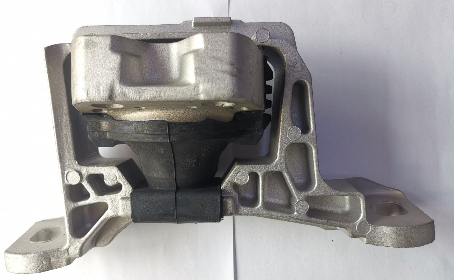 Ford Engine Support / Mount -RIGHT- for Ford Focus 1.8L & 2.0L 2005 ...