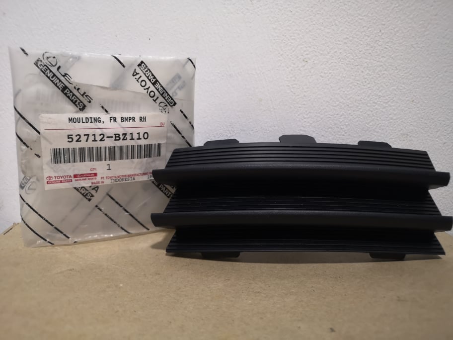 Toyota Avanza 2016 - 2018 Front Bumper Right Moulding - 52712-BZ110 ...