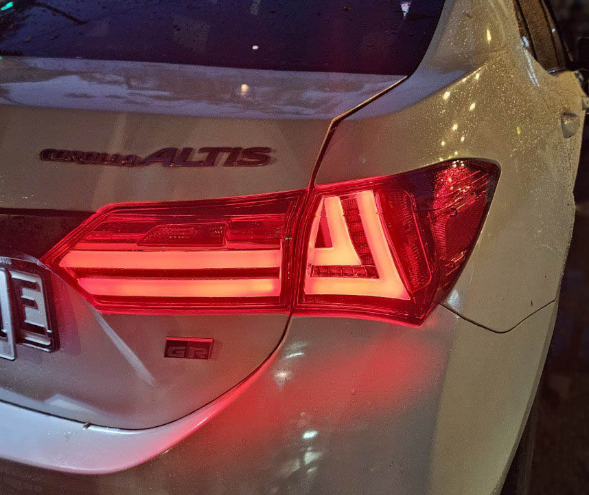 Toyota Corolla Altis 2014 to 2019 VLAND LED Tail Light Tail Lamp ...