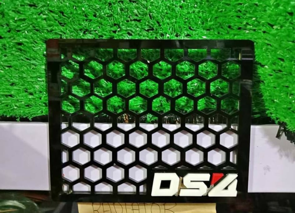 DS4 RADIATOR COVER FOR Nmax Version2/ Aerox Version 2/Mio MXi, Mx 125 ...