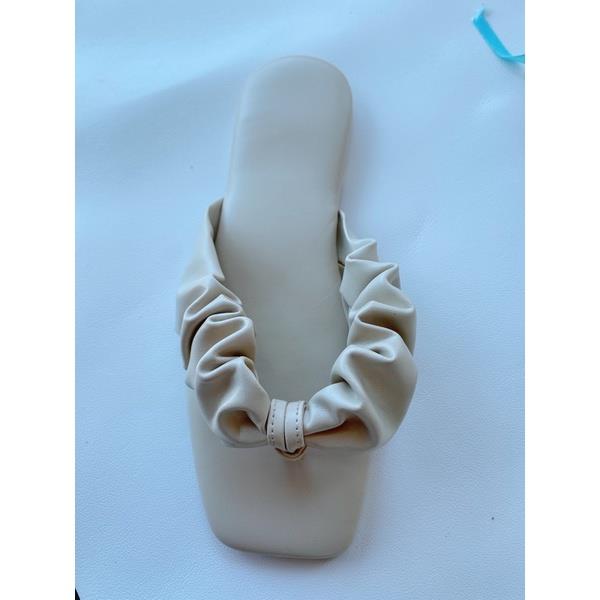 Miu Soles PH Bree Scrunchie Thong Flats | Lazada PH