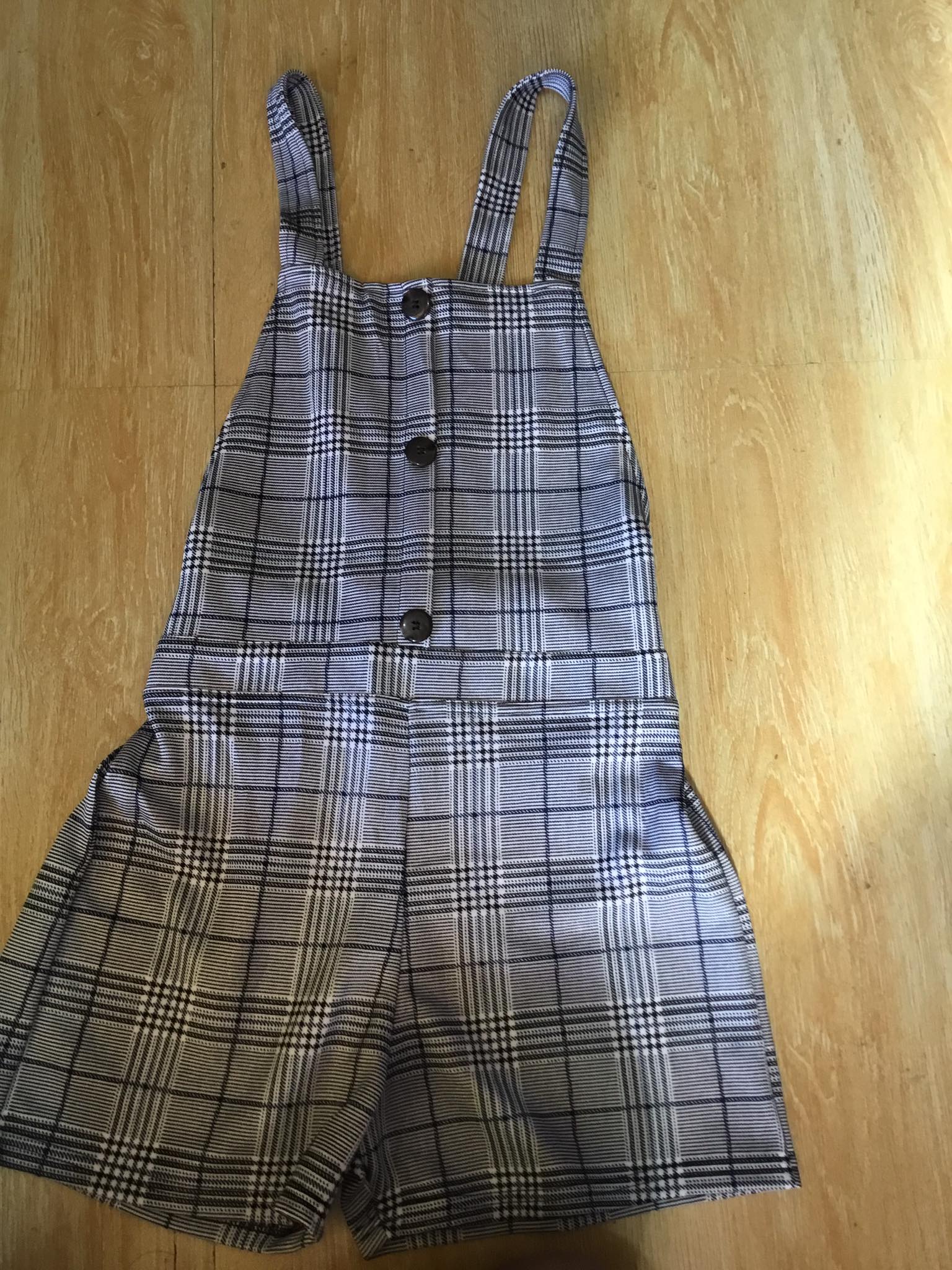 BUTTON DOWN JUMPER SHORT | Lazada PH