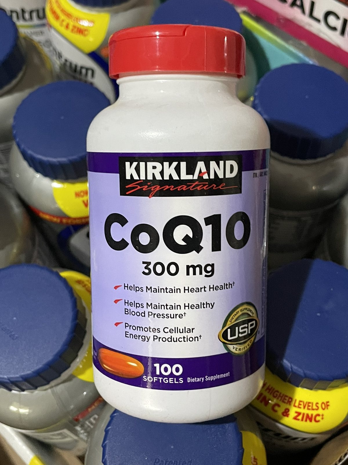 Kirkland Signature CoQ10 300 mg., 100 Softgels, EXPIRY JAN 2026, Pinoy ...