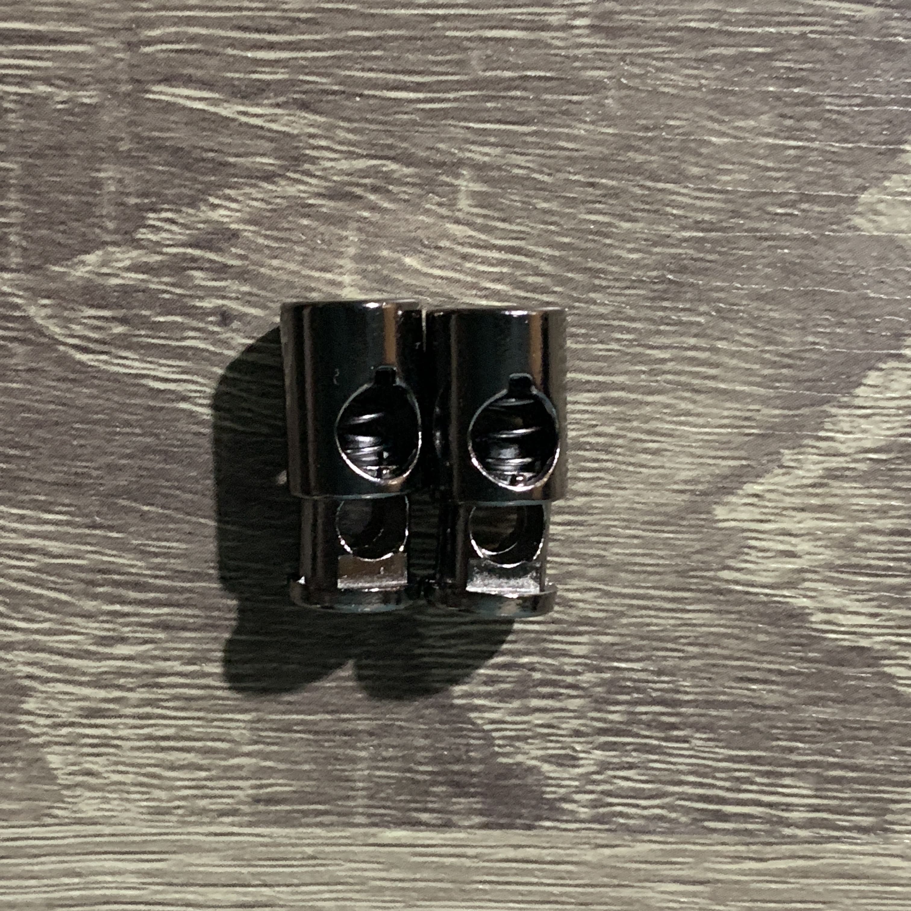 METAL LACE LOCK / SHOE LOCK - BY SNKRESSENTIALS - SNEAKER ACCESSORIES ...