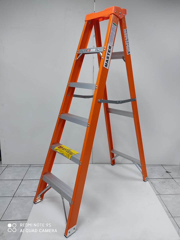 Fiberglass Step Ladder 10 steps Single Side (9.8 feet) | Lazada PH