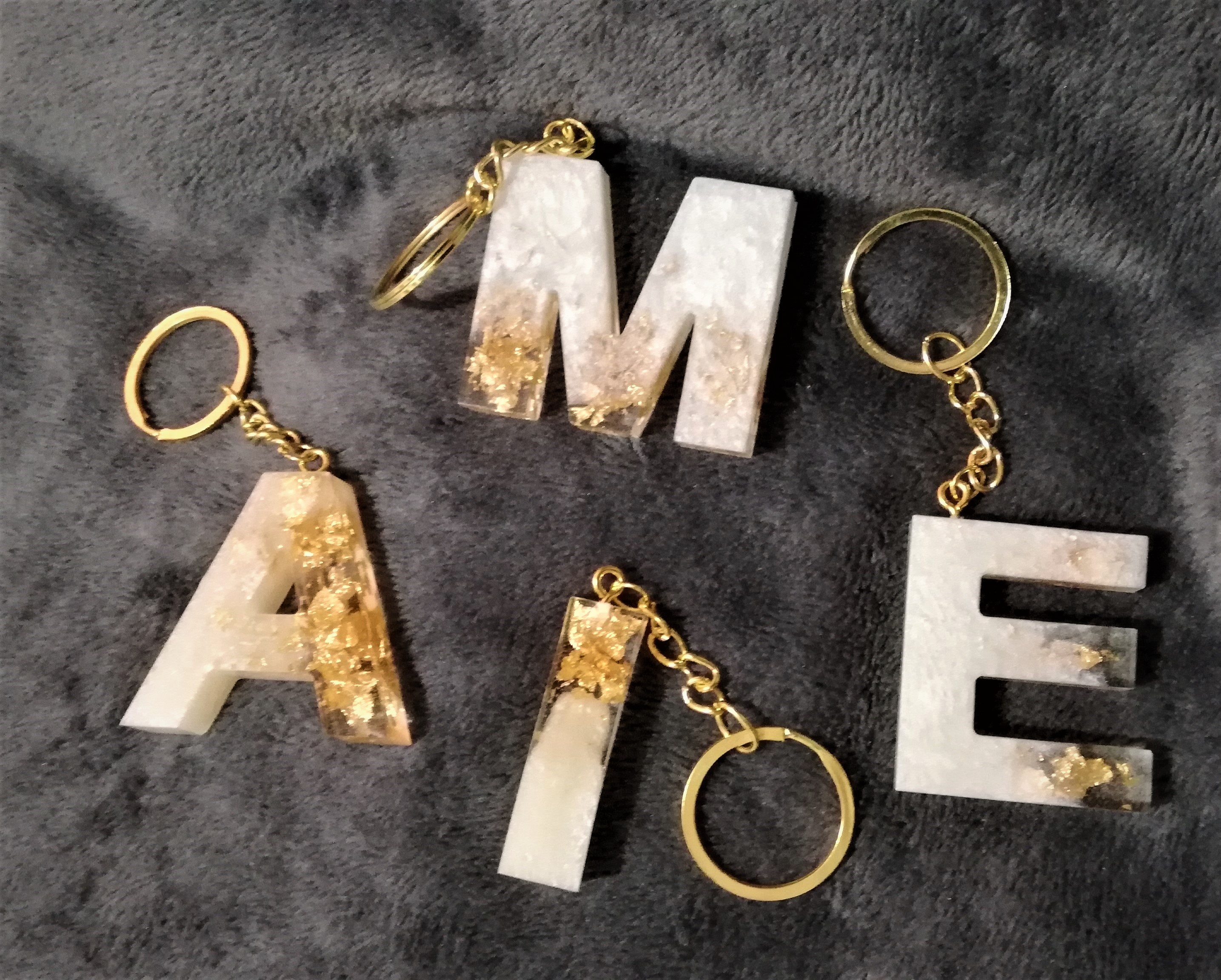 White Elegant Acrylic Resin Keychain Letters & Numbers with Name ...