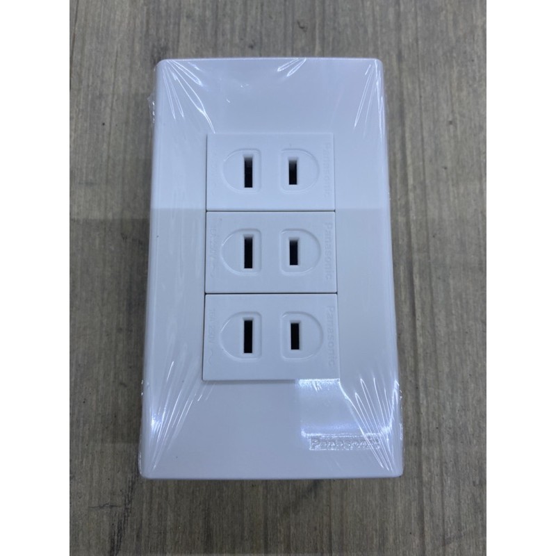 Panasonic WIDE series Flat pin Outlet WEG1001-5 Receptacle | Lazada PH