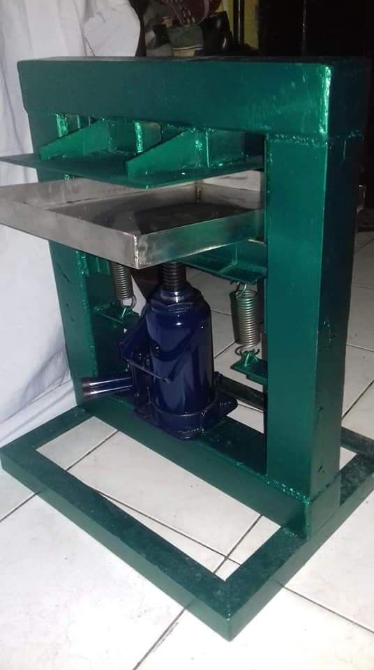 PAMPIGA NG NIYOG HEAVY DUTY E HYDRAULIC JACK 15 TONS COCONUT PRESSER ...