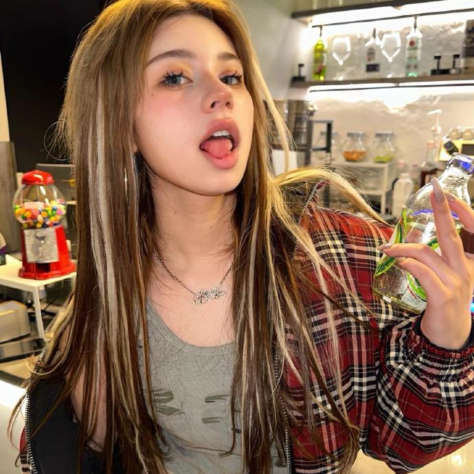 Chloe j Official Store in the Philippines, Online Shop 04 2025